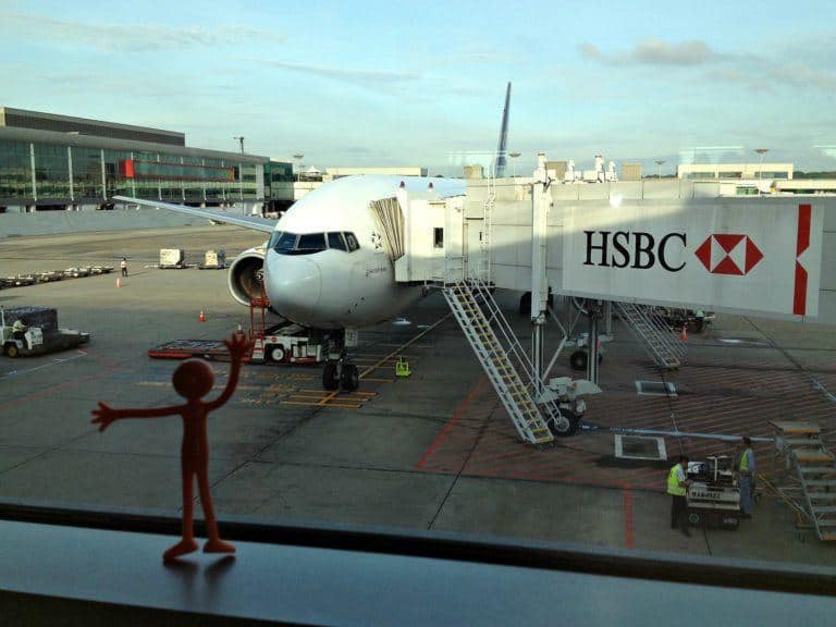 11 Fun Things to Do on a Plane Flight