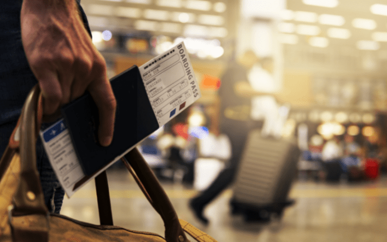 How to Avoid Flight Delays: 7 Tips for Travelers